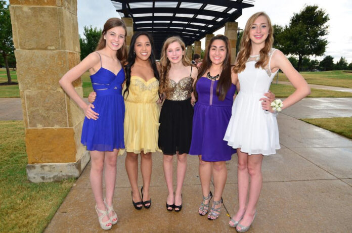 Dapper Style: The Ultimate Guide to Rocking Your Prom Suit - Daniel Oren